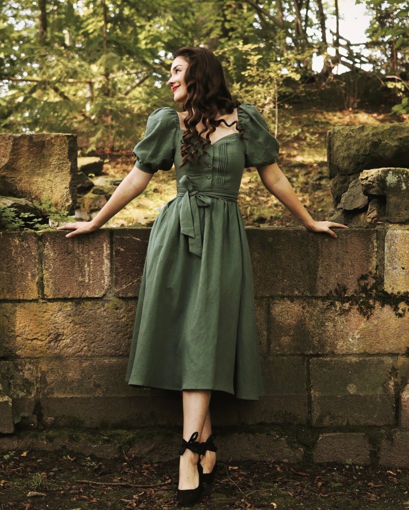 Shirinatra – Vintage Fashion, Beauty and Lifestyle